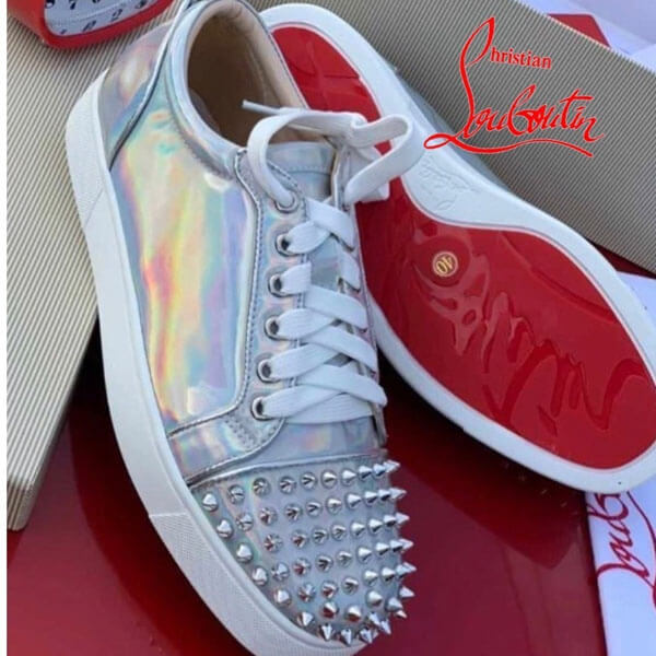 20SS 新作☆ルブタンコピー Junior Spikes Orlato ☆スニーカー 20SS 新作☆ルブタンコピー Junior Spikes Orlato ☆スニーカー